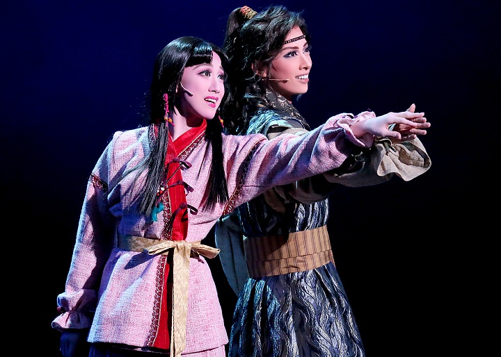 Takarazuka: Japanese musical all-female theatre | InsideJapan Blog