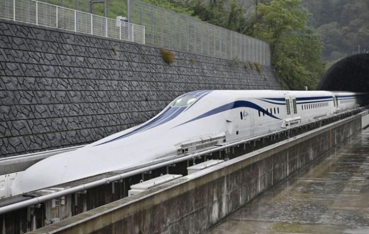 Training to get faster with Maglev and Shinkansen | InsideJapan Tours